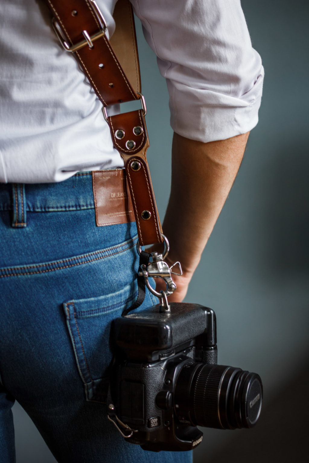 Personalized camera straps with stiching - DesiredLeather