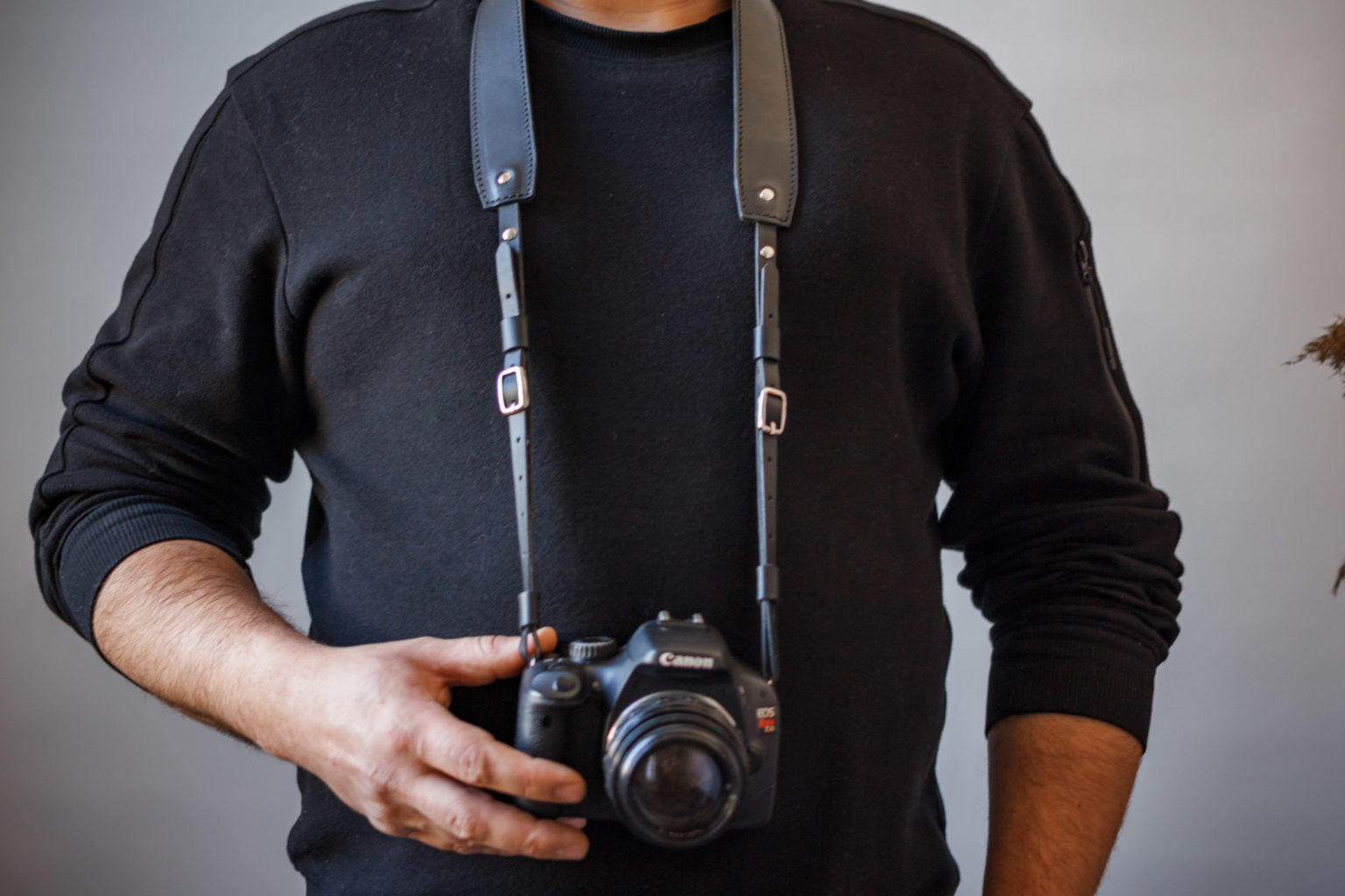 Leather neck camera strap - DesiredLeather